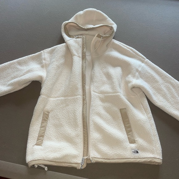 The North Face | Jackets & Coats | The North Face Campshire Full Zip ...